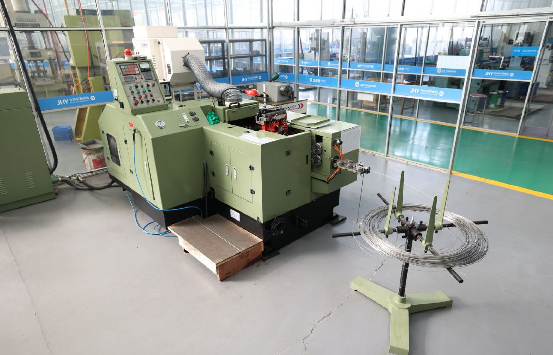 Cold Heading Product Production Video | Baoji JHY Titanium Industry Co ...